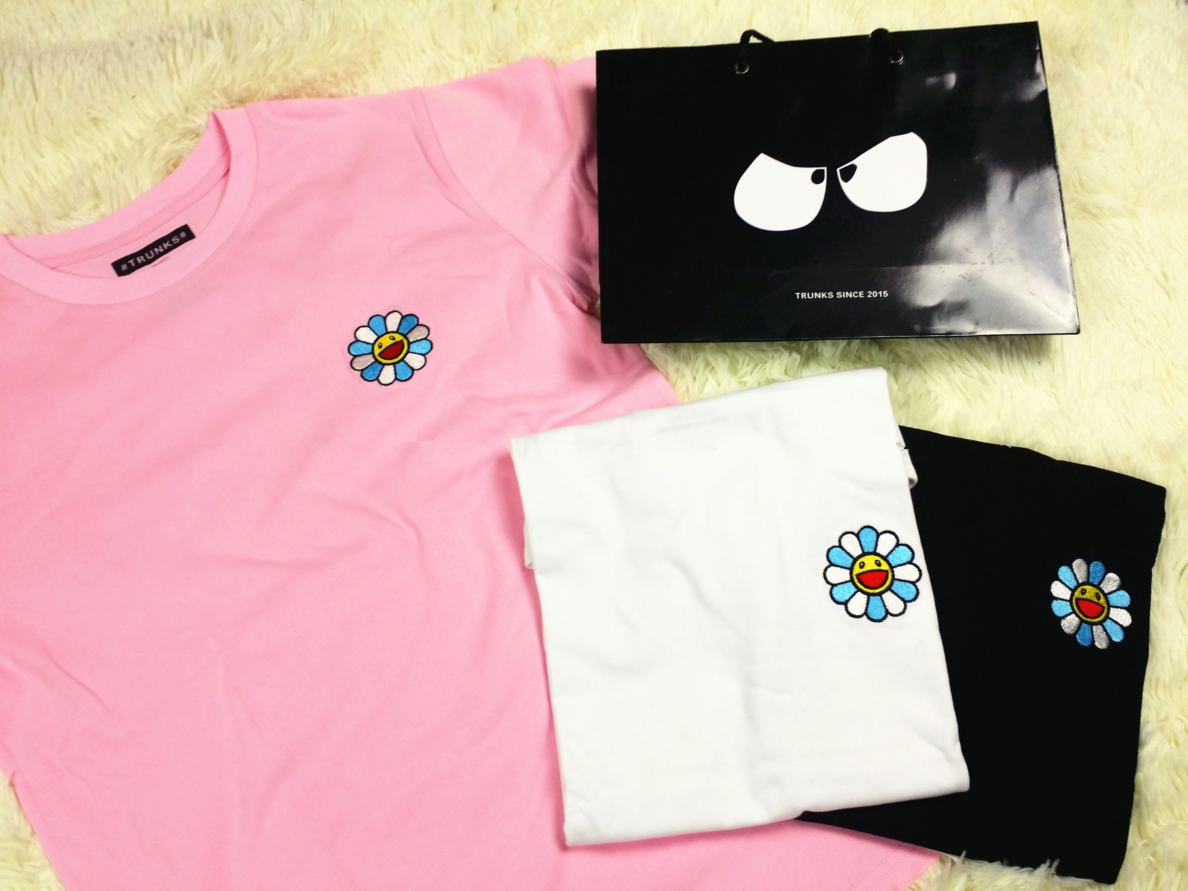 【正品现货】Trunks Tee ins超火 太阳花刺绣短袖T恤 情侣装 黑白