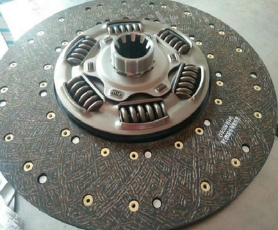 解放新款J6PH6版荣耀版550马力采尔夫变速箱原厂一东430离合器片