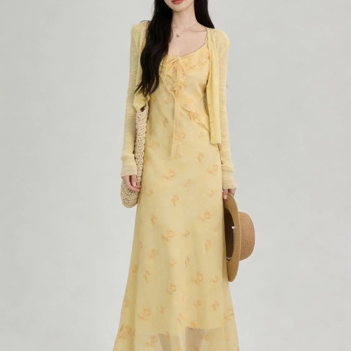 温柔风黄色碎花吊带连衣裙叠穿防晒开衫两件套女夏季度假风套装裙