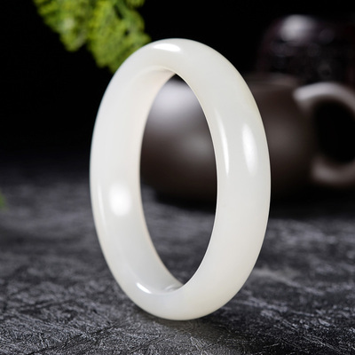 【永喜玉器】和田玉羊脂白玉手镯 特价女款 权威质检52.02g