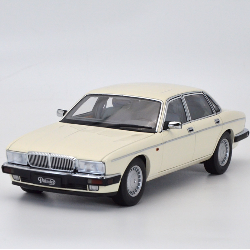 似真AR 1:18 捷豹 Daimler XJ6 XJ40仿真汽车模型