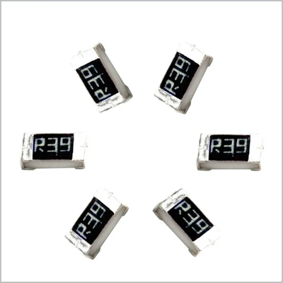 RL1210FR-070R82L||1210 820mOHM 1% 0.5W Yageo SMD采样电阻器