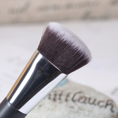 粉底刷柔软不吃粉！！！
