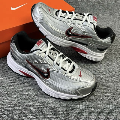 耐克/男子复古休闲运动跑步鞋