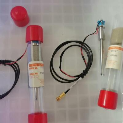 B5S17L UTHE工业检测传感器 工控自动化电子配件议价维修