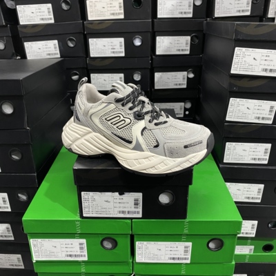 实体专柜意大利设计师轻奢品牌牛皮拼接超轻经典休闲单鞋5115米灰