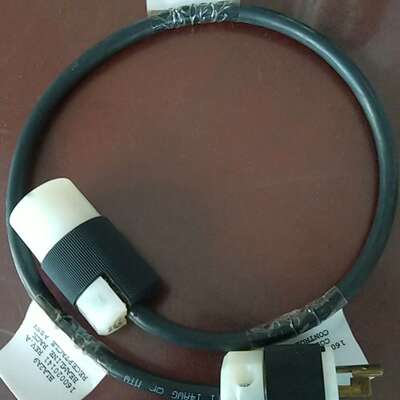 功能正常议价 HUBBELL HBL4570C 和HBL4579C 15A