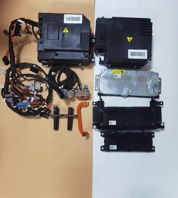 采集板CSC，高压总成BDU，低压线束，低压通讯接口，水管接头，