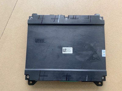 拆机广汽传祺，宁德时代电池管理系统BMS 型号:800224-00174-1.4