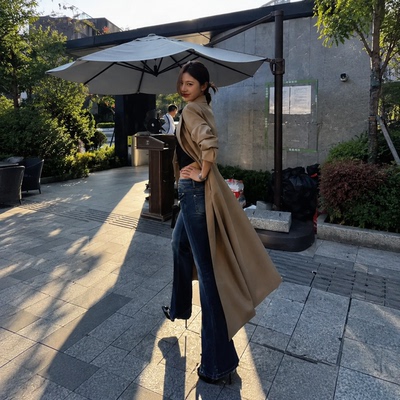 UM肖肖同款卡其色长款收腰女风衣