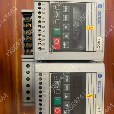 160-ba04nsf1p1ab变频器2台 议价