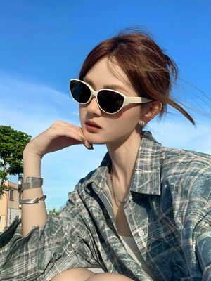 CDLM陈大刘芒 百搭不挑人显脸小修饰脸型猫眼墨镜防紫外线太阳镜