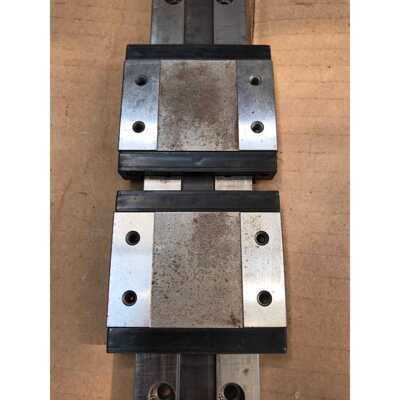 标价是空箱-LWLF42BCS IKO直线导轨，拆机的，滑动流畅，有点锈议