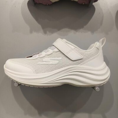 斯凯奇儿童2026秋季新款男女童时尚百搭运动休闲鞋 304210L