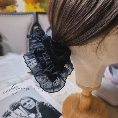Sarah in Korea韩国 黑色方块丝绒发圈大肠圈 好温柔的小姐姐呀！