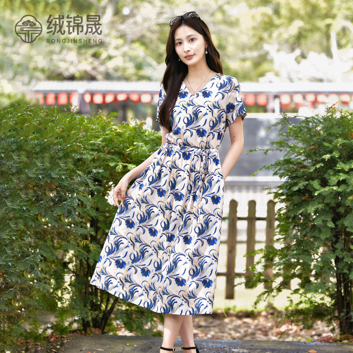 2026夏季新款棉绸连衣裙女修身显瘦时尚外穿度假旅游长裙子