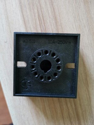 RE48ASOC11 AR 074085 施耐德11脚继电器拍前请询价