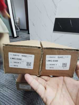 包邮原装位移传感器现货