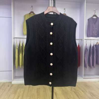 2024秋季新款坎肩温柔系开衫圆领