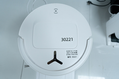 科沃斯扫地机器人 T80 上下水版成色还不错 官方在保  编号 30221