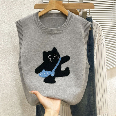 减龄刺绣圆领小猫针织马甲背心女