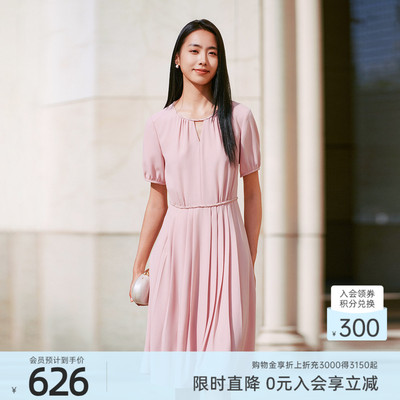 歌蒂诗夏专柜新款时尚气质领口镂空收腰显瘦连衣裙 1F21L2224