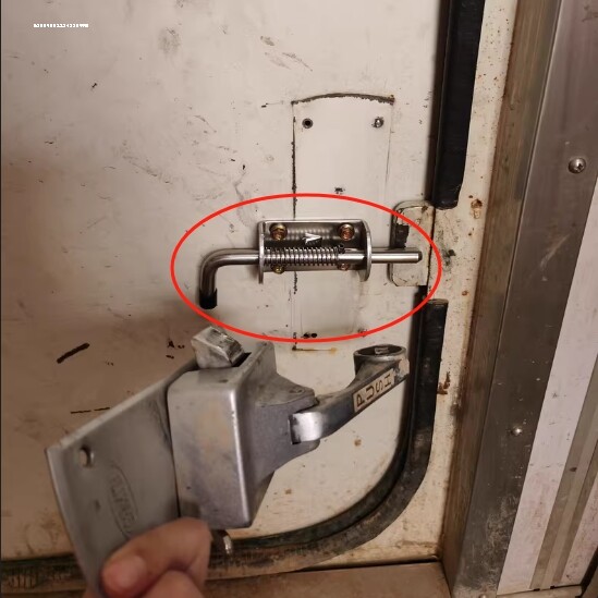 铁质低碳钢弹簧插销镀锌配电柜门插销工业重型插销汽车货车车厢门
