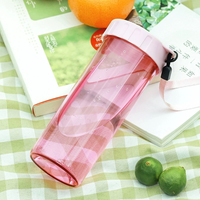 自营轻巧便携防摔塑料莹彩运动杯