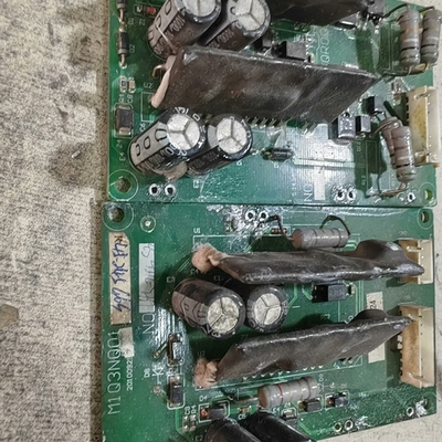 M1Q3NQ01板子两张 M57962AL板子型号不一样。两 议价