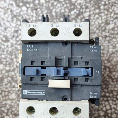 议价交流接触器LC1D9511LC1D9510LC1D95M7