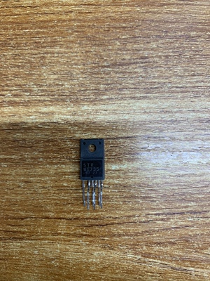 正品电源管 STRW6735 电源模块 进口拆机