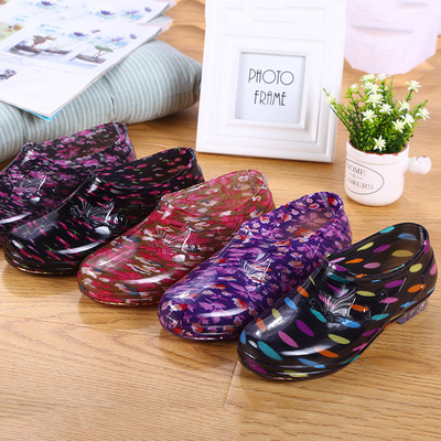 厨房低帮浅口轻便时尚夏季防水鞋