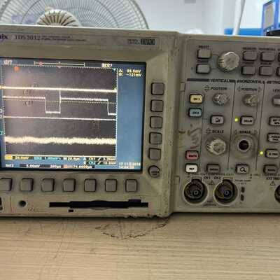 泰克TektronixTDS3012示波器双通道自检