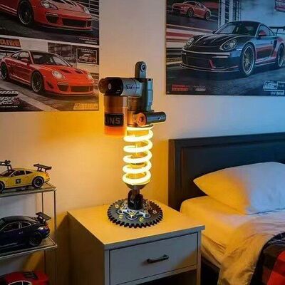 跨境爆款 Suspension Shock Absorber Desk Lamp 悬挂避震器台灯