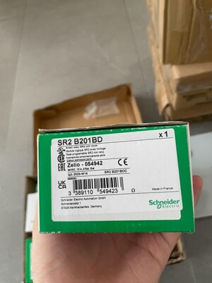 施耐德原装进口全新质保一年SR2B201BD