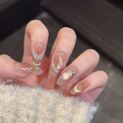 蜜雪  鎏金鱼尾腮红渐变珍珠人鱼姬法式微笑猫眼气质手工穿戴甲