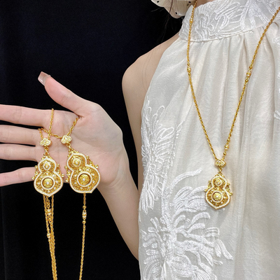 哪个女孩子会拒绝闪闪的东西呢大：74.97克 53.87克 1 35.75克