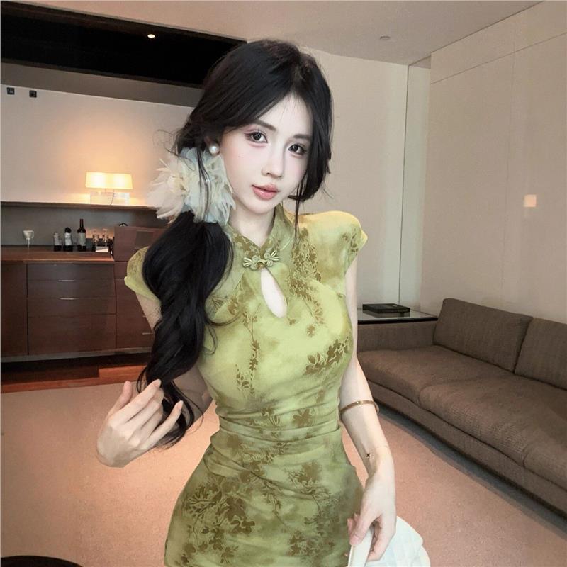 新中式绿色旗袍洋装女夏轻国风改良炸街性感后妈修身包臀裙礼服