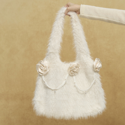 尾鸢录25秋冬新款山茶花编织毛毛单肩托特包原创 百搭白色