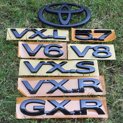 黑色VXRGXR排量普拉多霸道V6尾标