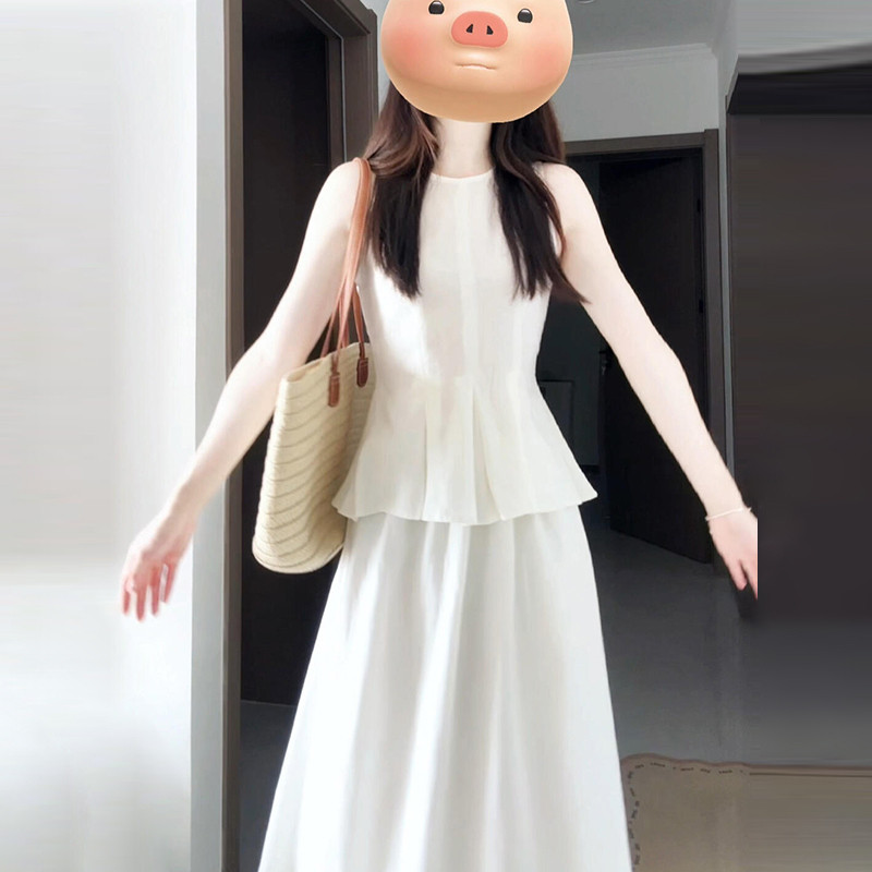 法式初恋风白色无袖背心连衣裙子女2026新款夏季气质收腰套装长裙