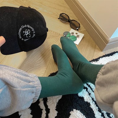 哦吼~绿色耶!被追问的墨绿色袜子好好看！深墨绿草绿橄榄绿咸菜绿