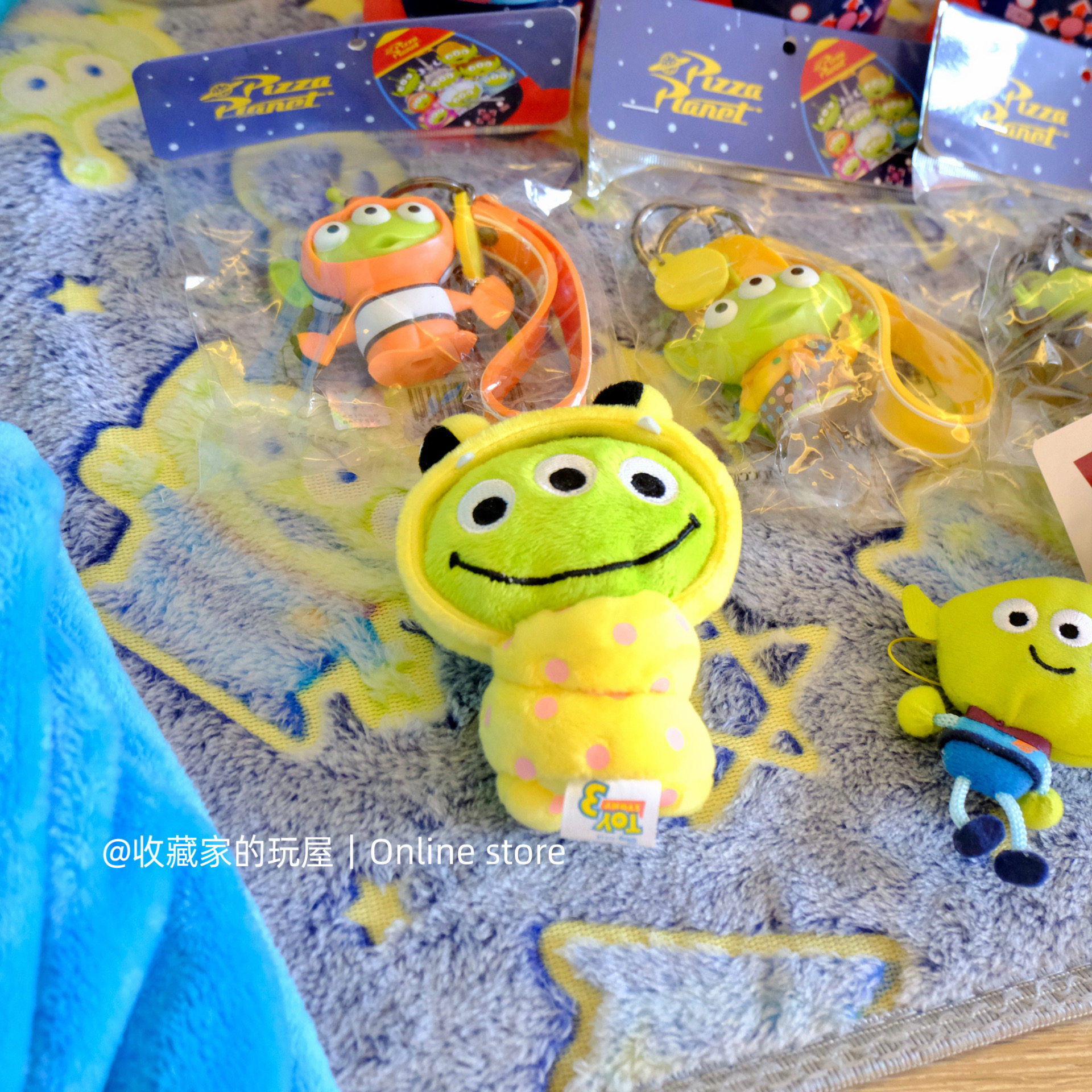 ToyStory玩具总动员三眼仔Alien毛毛虫指偶可摘帽子挂件挂饰包邮