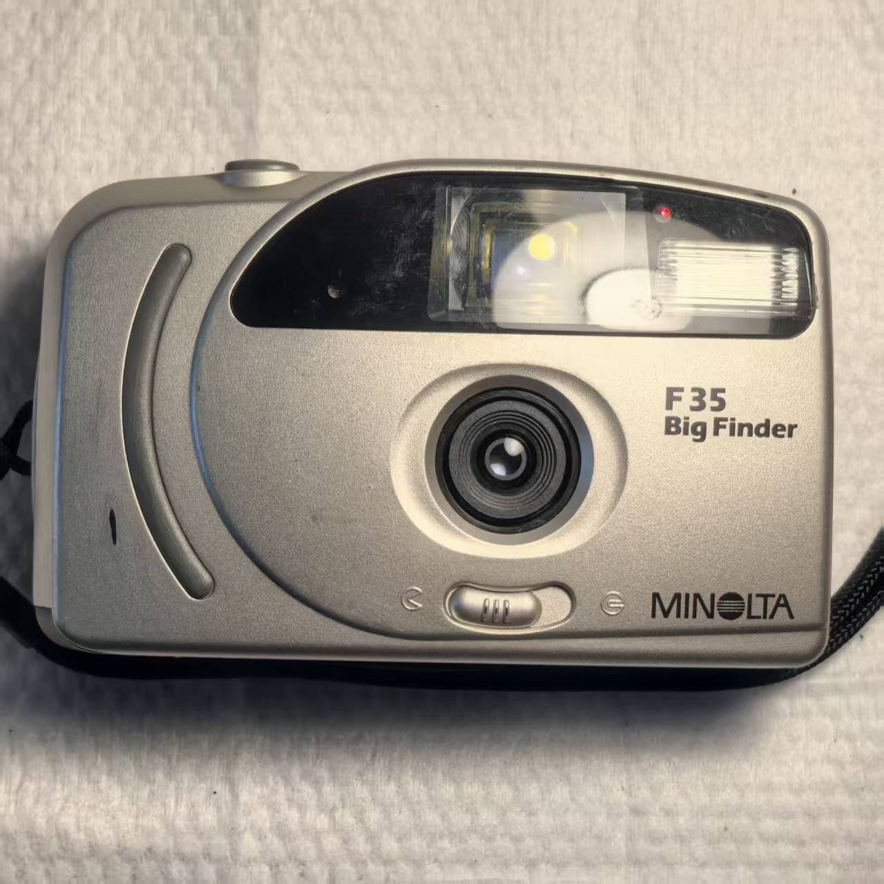 美能达Minolta F35 Big Finder胶卷相机,大眼睛135傻瓜相机