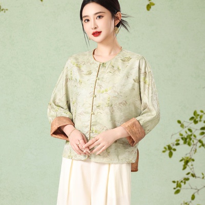 圆领盘扣丝缎上衣提花新中式外套