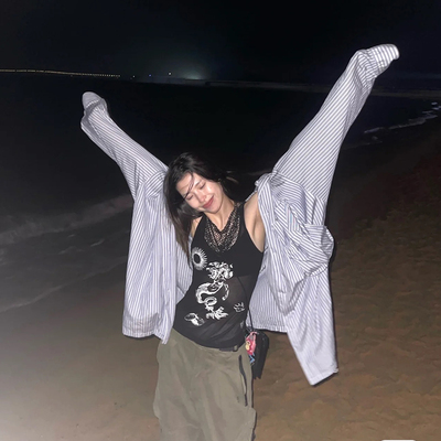 WEARABLE EVENT 印花钩针编织背心 Printed Crocheted vest