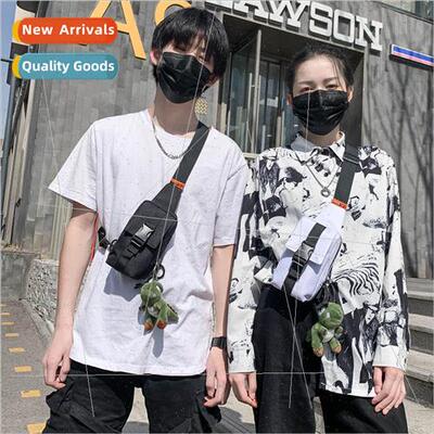 Men and women couples chest bag 2022 new tide cool personali