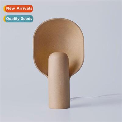 Scinavian bedroom table lamp nightst decorative creative per