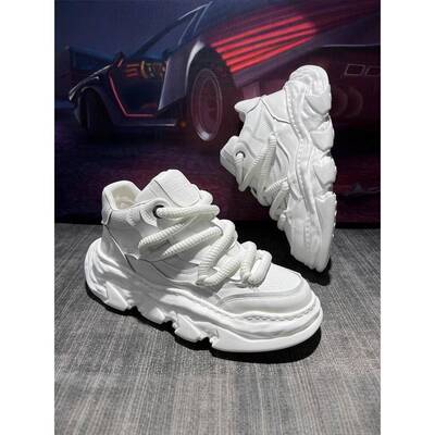 颜值品质兼备Minimalism Aquaman低帮简约增高小白鞋男防滑老爹鞋