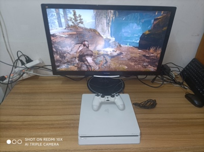 索尼ps4slim折腾版游戏机11.0系统装满游戏